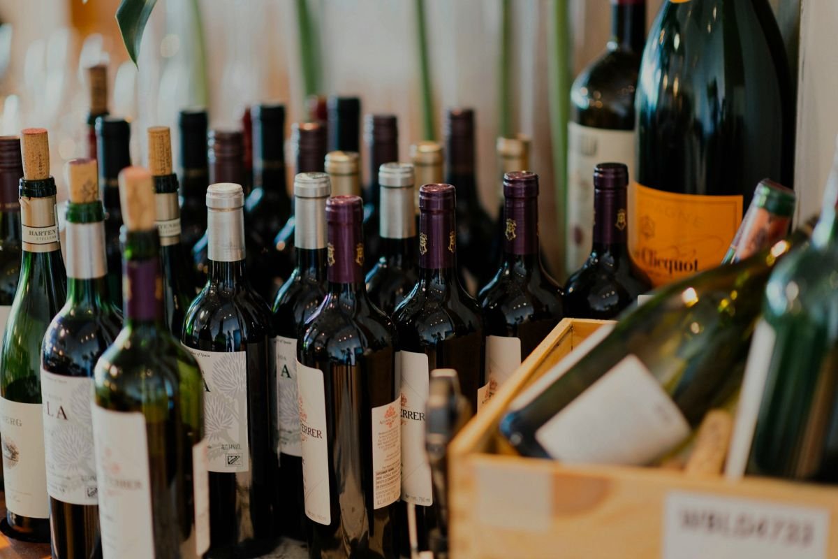 EU exports of alcoholic drinks totalled EUR 29.8 bn in 2024 ...